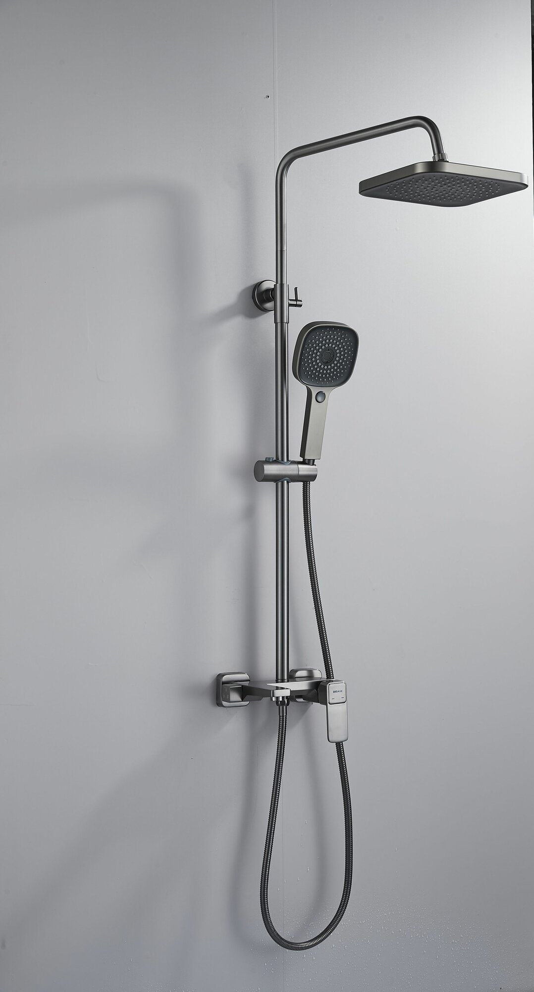 Душевая система Shevanik с верхним тропическим душем и ручной лейкой, оружейная сталь