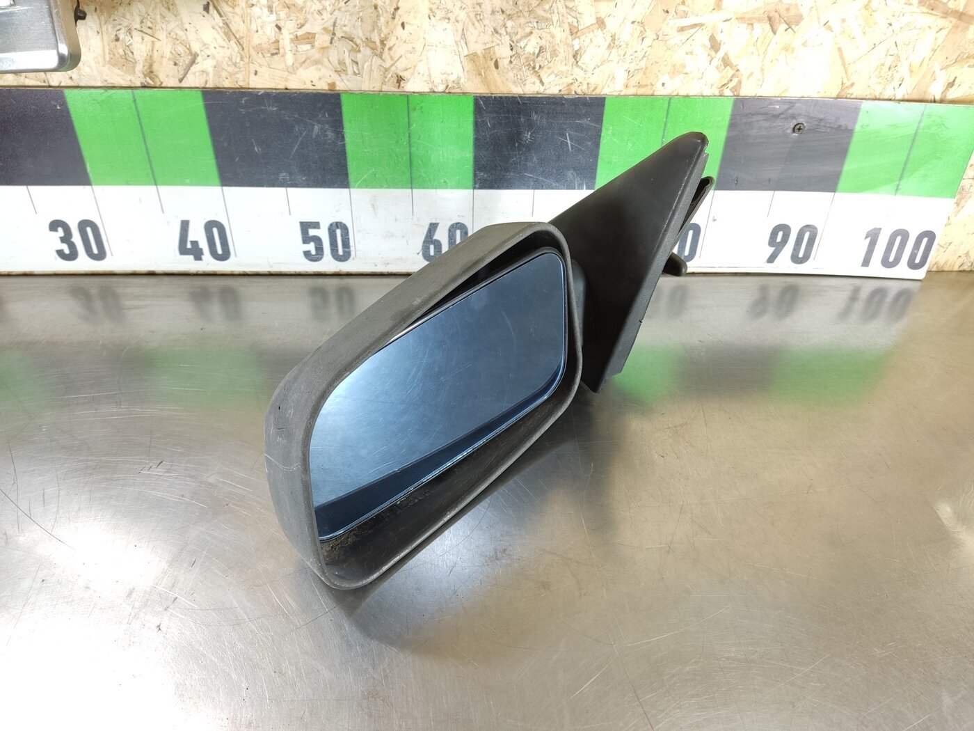 Зеркало левое VAZ 2110 21108201051