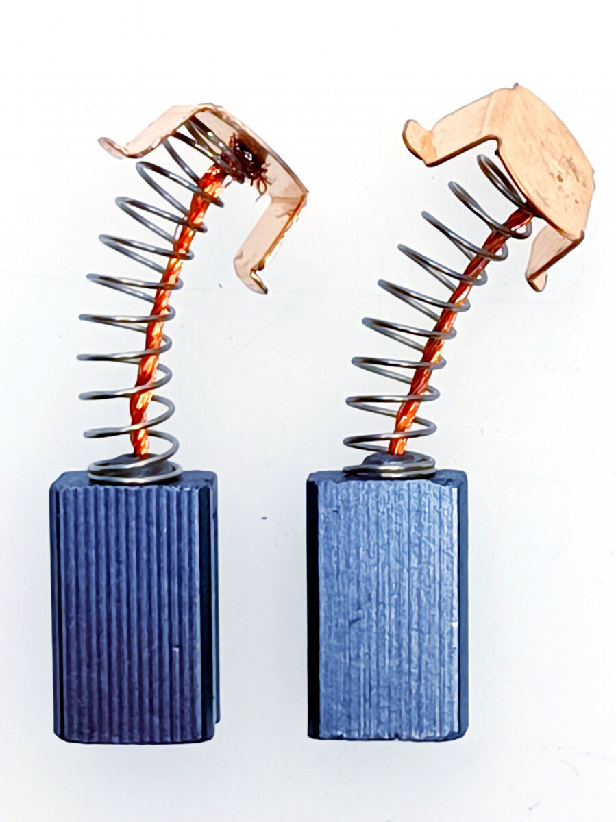 Щетки угольные для греапо WS125; ИНТЕРСКОЛ Р110, 5х8х12 2 проточки с двух сторон (2 шт.) №642