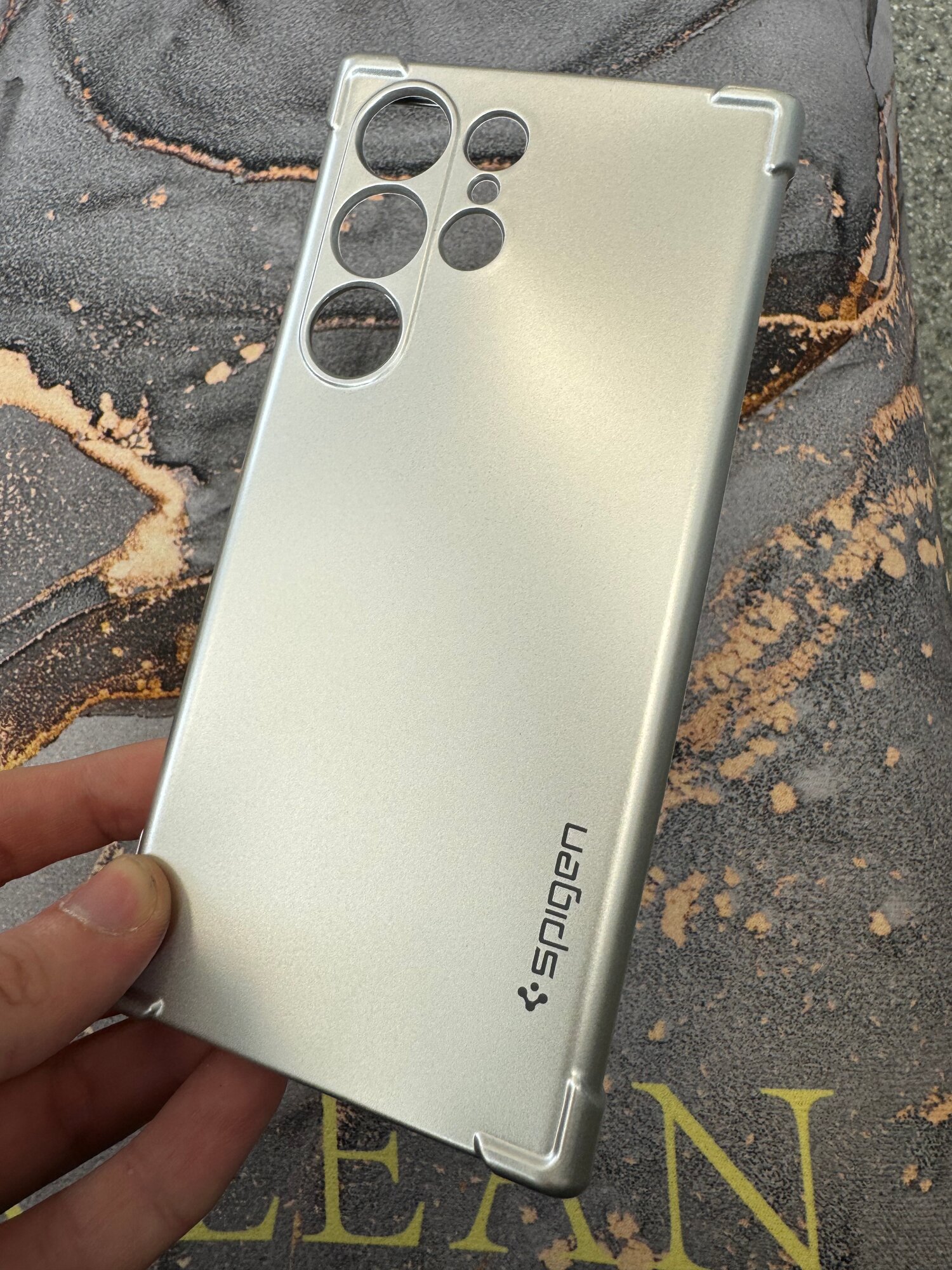 Чехол панель накладка бампер MyPads SPIGEN для Samsung Galaxy S23 Ultra тонкая силиконовая крышка серебристая MyPads