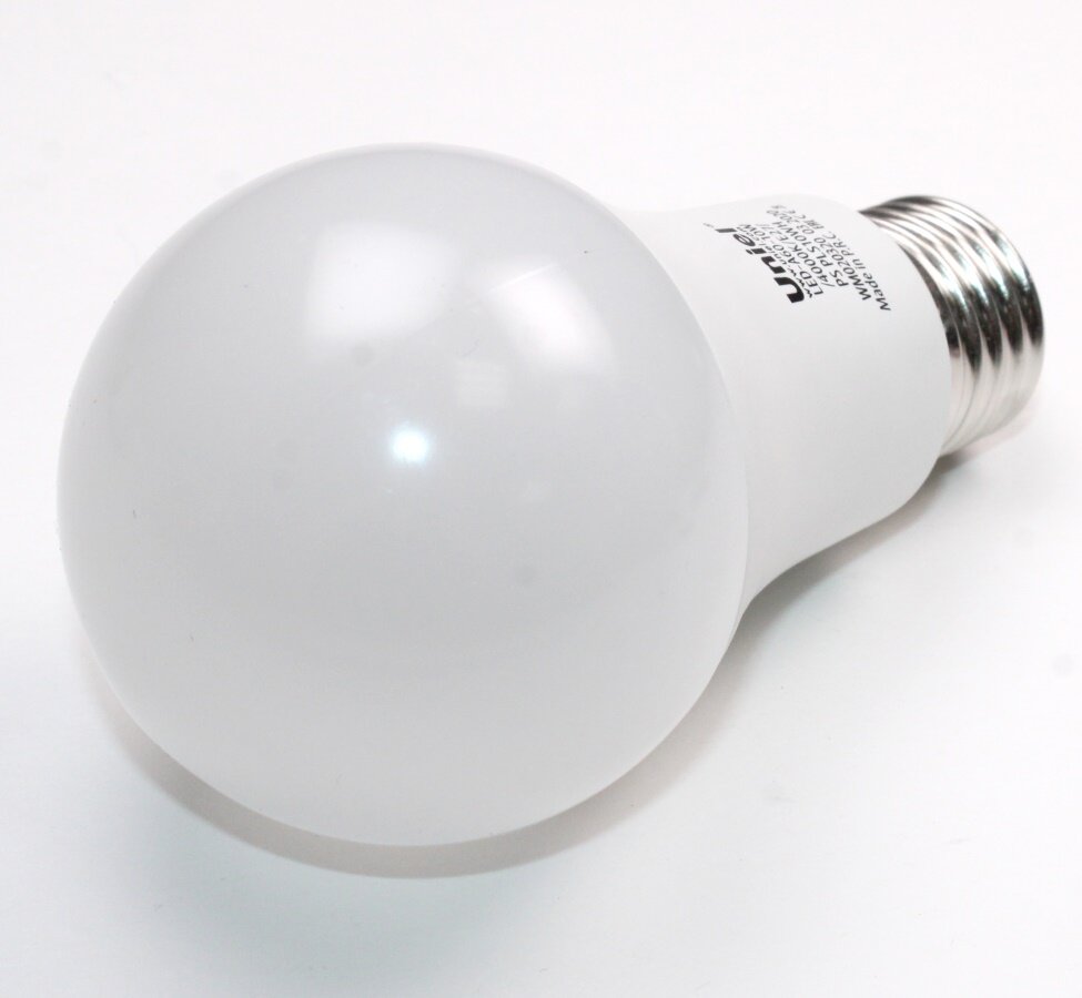 Uniel SMART ЛОН A60 E27 10W(900lm) 4000K датч. освещенности LED-A60-10W/4000K/E27/PS, Лампа светодиодная