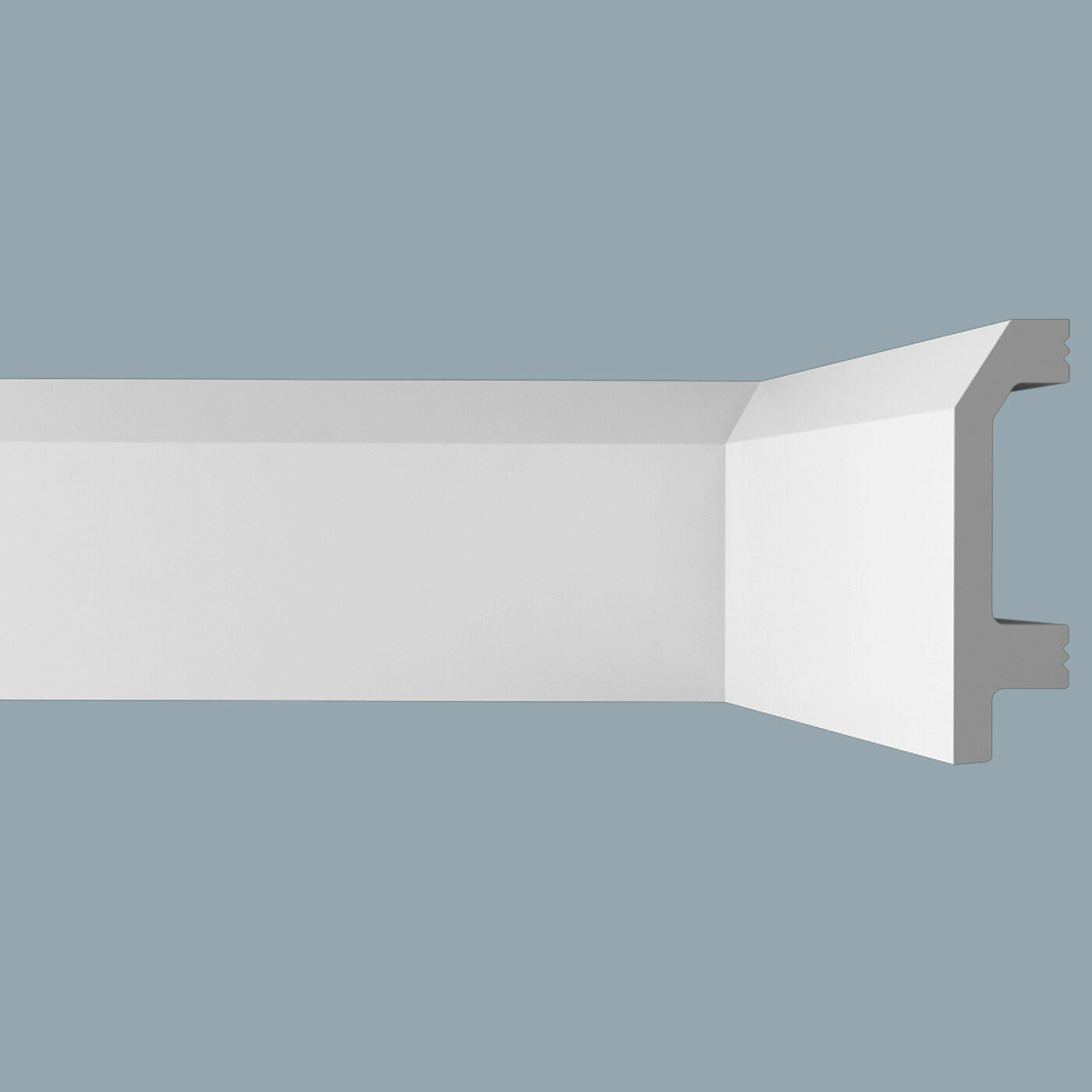 Плинтус напольный ударопрочный П11