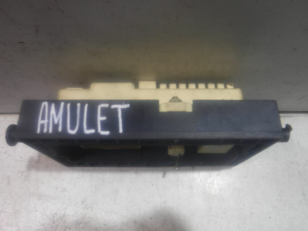 Блок предохранителей Chery Amulet A15 A113723010BA