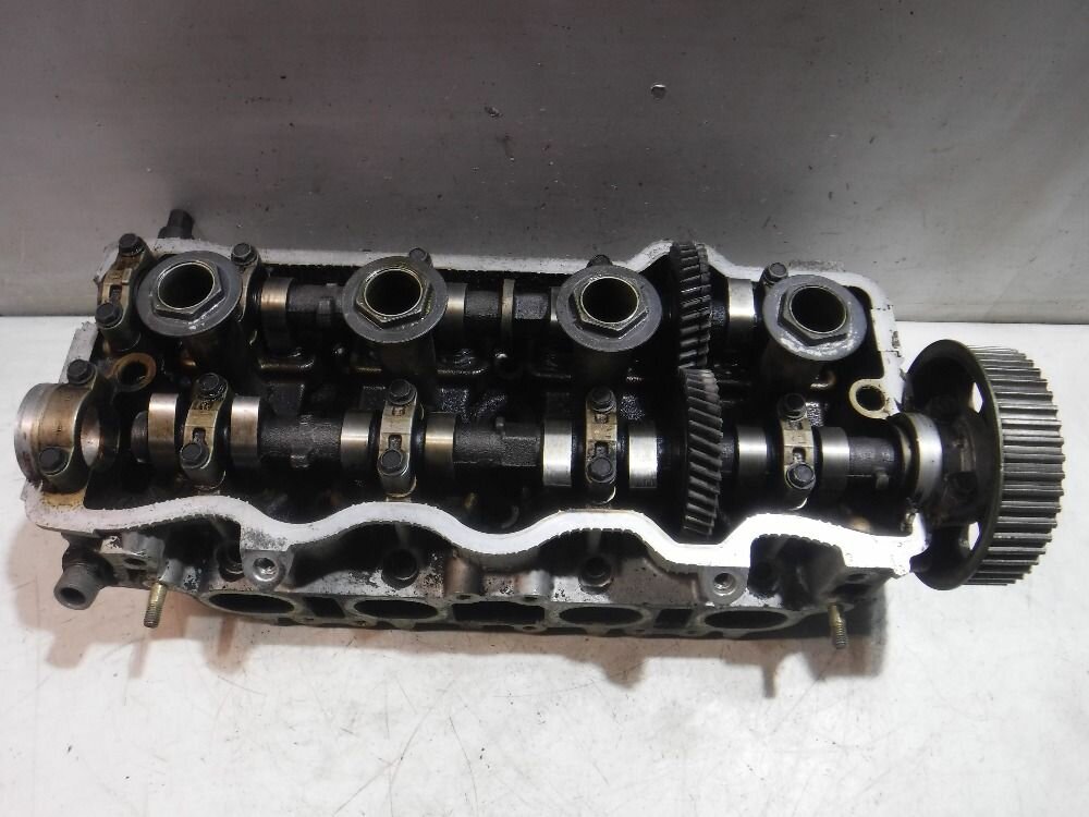 Головка блока цилиндров Toyota Camry 1110174151