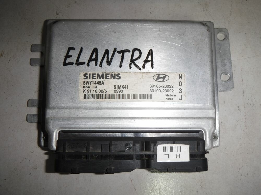Блок управления двигателем Hyundai Elantra III 3910523022