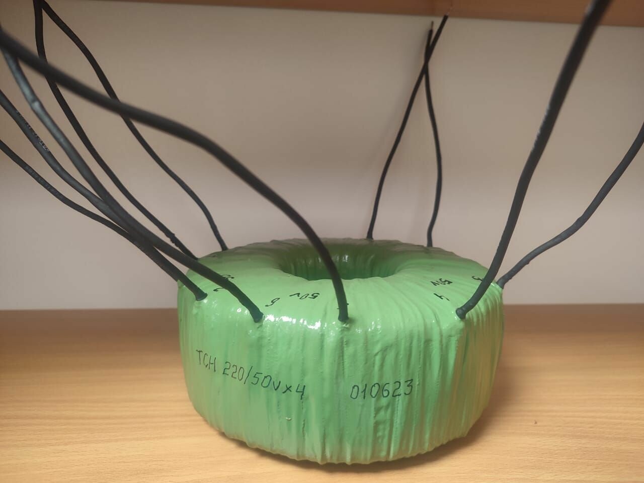 Трансформатор Стек-Н ТСН 220/50Vх4, 1000Вт, рабочее напряжение 220В