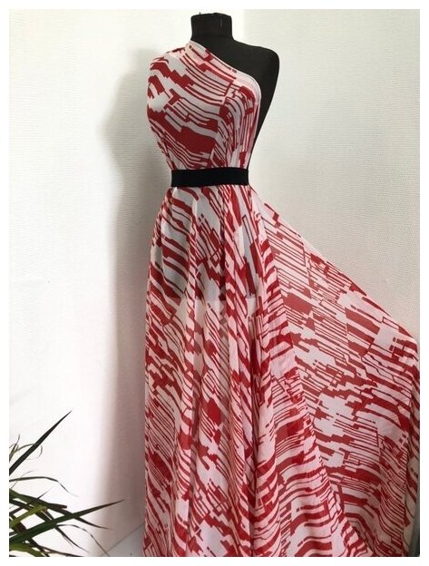 Ткань для шитья шифон жатый, цвет красный/белый, цена за 3 метра погонных.