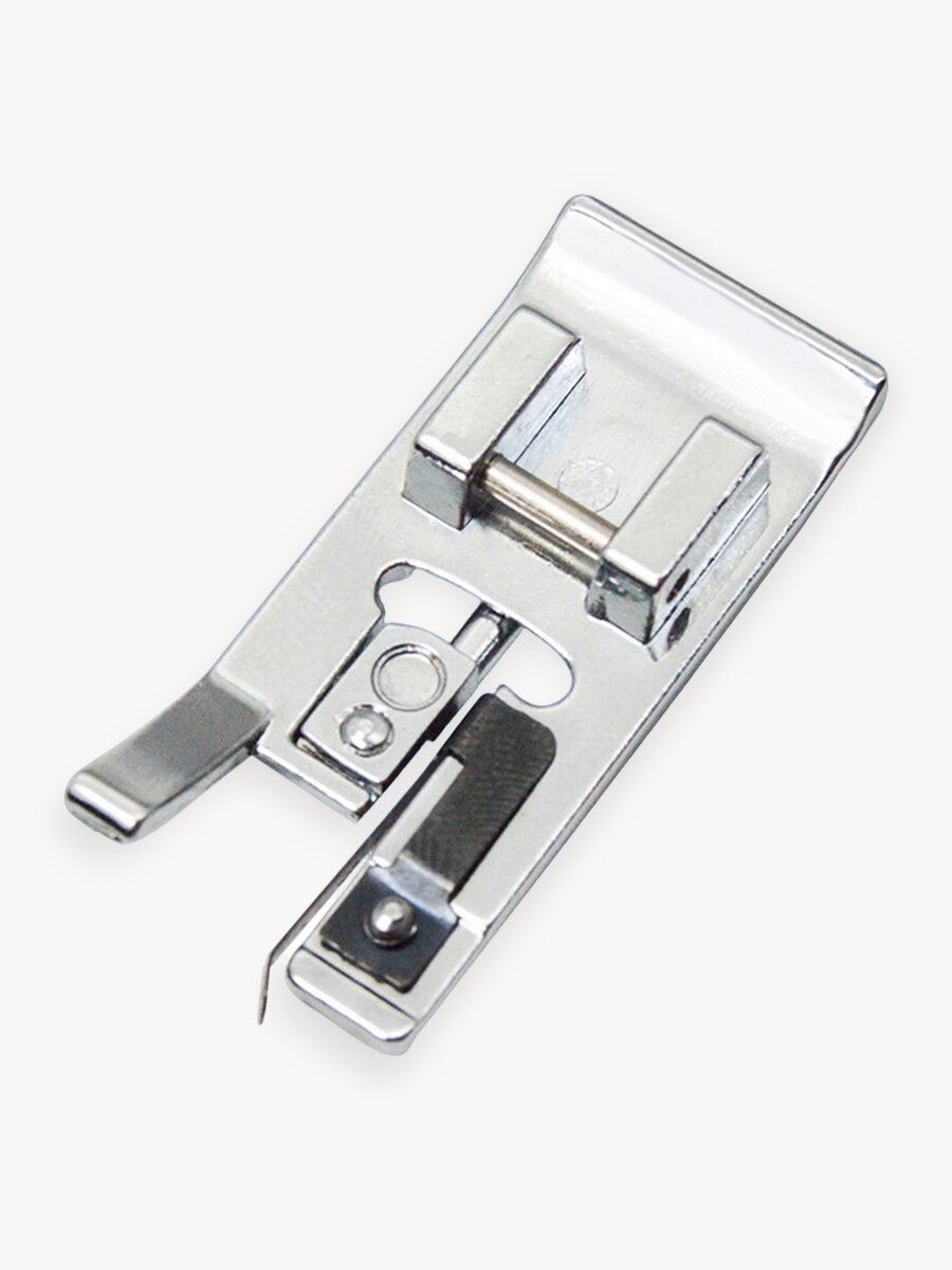 Лапка для оверлочной швейной машины универсальная