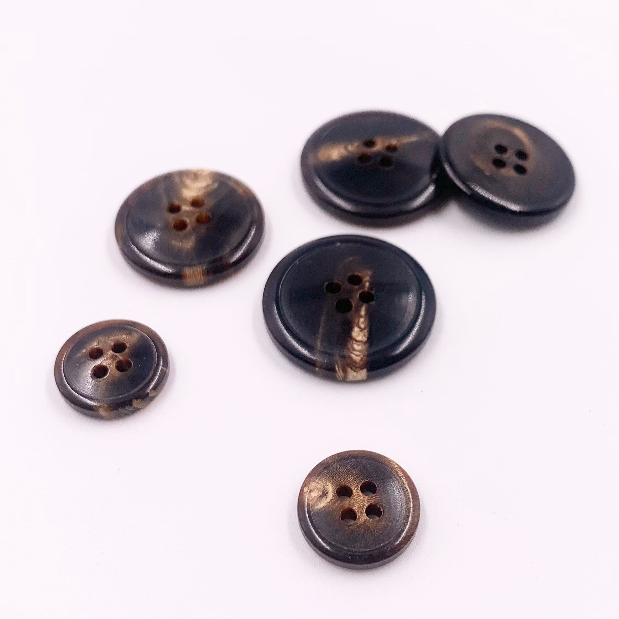 Пуговица роговая 1 шт 22 мм