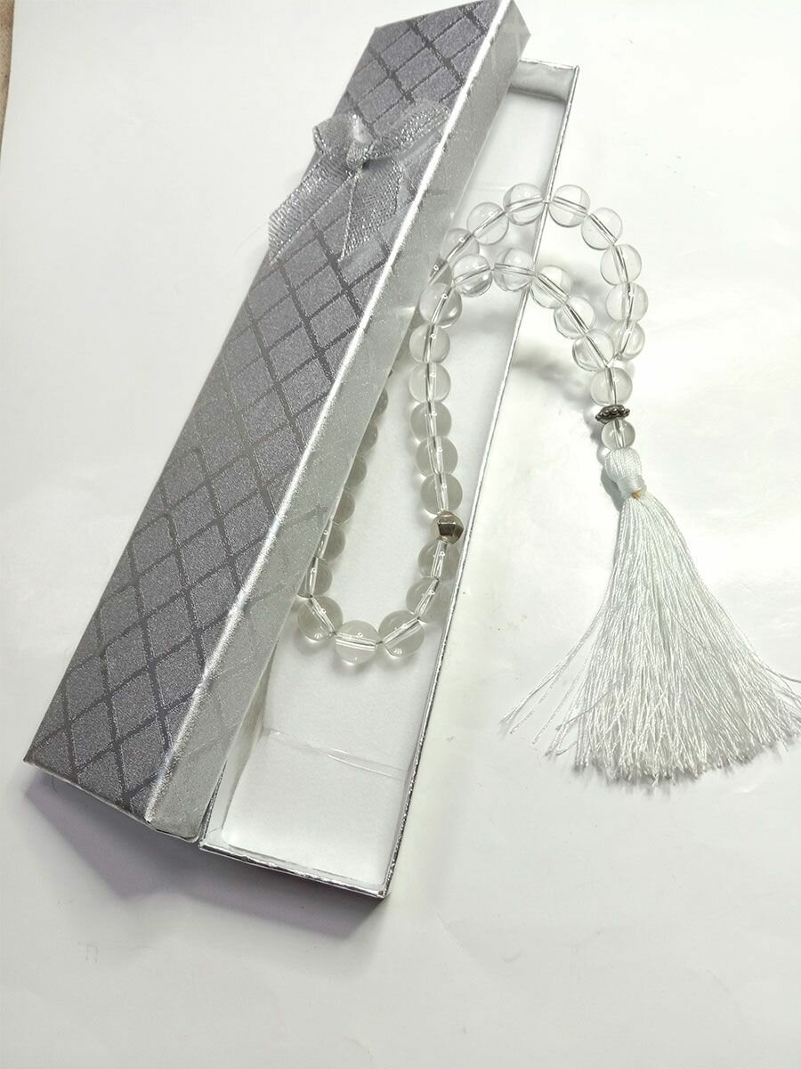 Четки мусульманские из горного хрусталя 33 бусины, диаметр 10 мм. в подарочной коробочке.