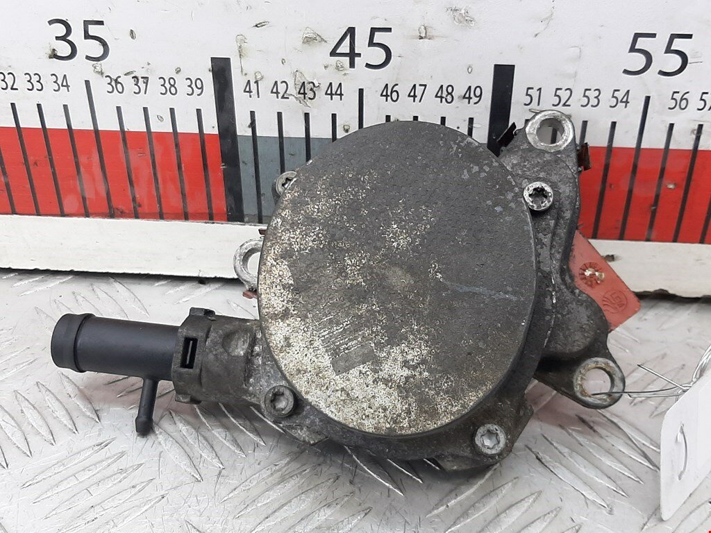 Насос вакуумный Renault Master 3 146505758R арт. 2019812
