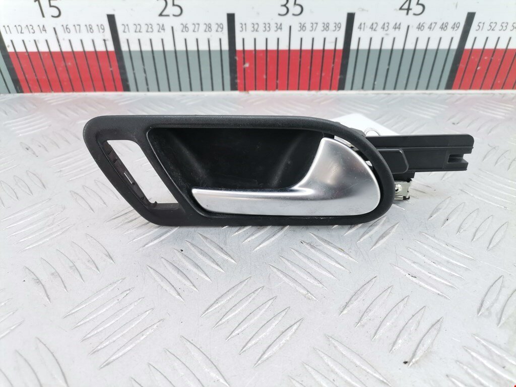 Ручка двери внутренняя передняя правая Volkswagen Golf 5 1K2837114 арт. 1961549