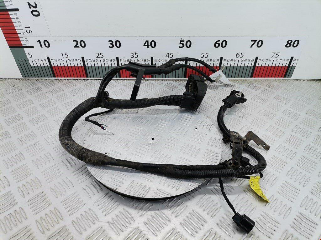 Клемма аккумулятора плюс Hyundai i30 1 918502L011 арт. 2033176