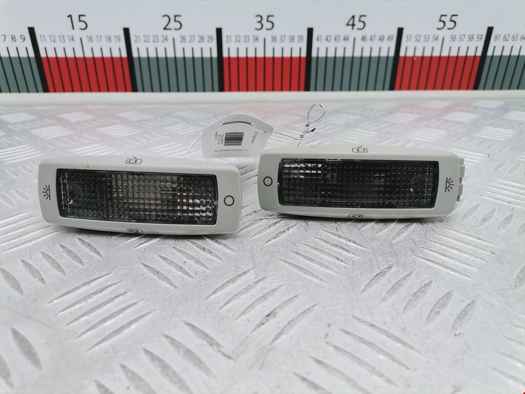 Плафон салонный Volkswagen Golf 4 3B0947291B арт. 2013772