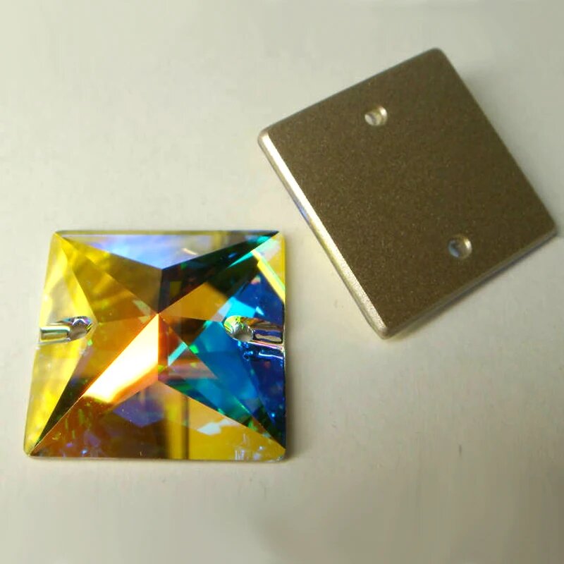 Хрустальные квадратные стразы CTPA3bI 3240 шт 16mm-15pcs, AB