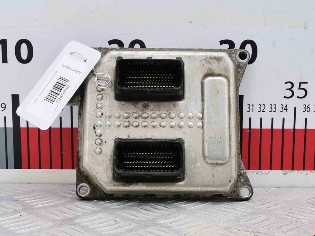 Блок управления двигателем Opel Zafira B 55563495 арт. 1946986