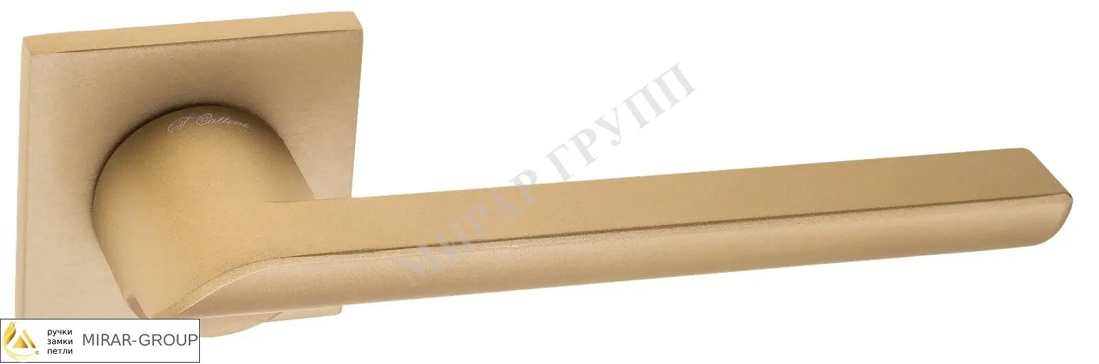 Дверная ручка Fratelli "WOO" 8 FS на квадратной розетке матовая латунь