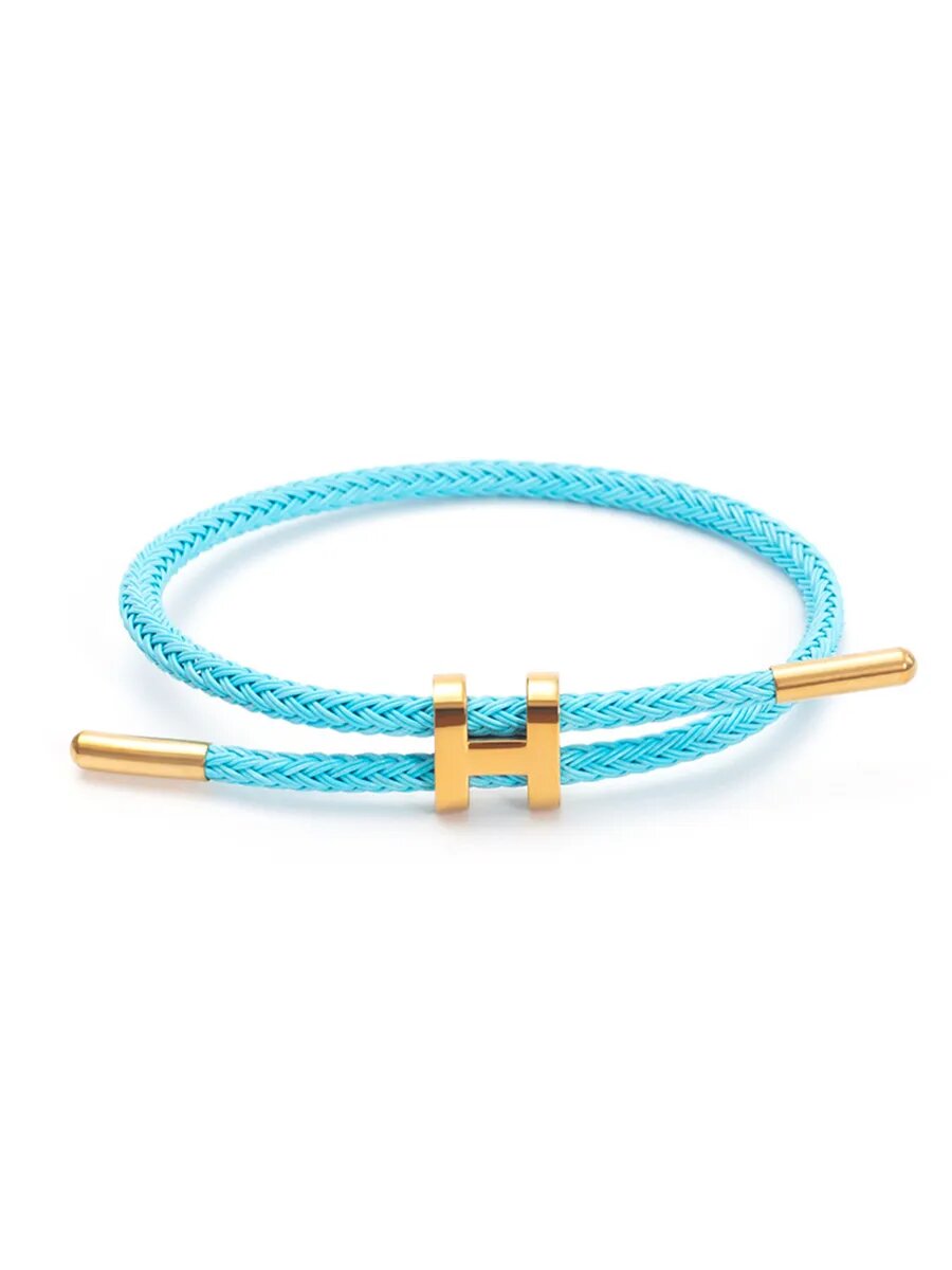 Плетеный браслет