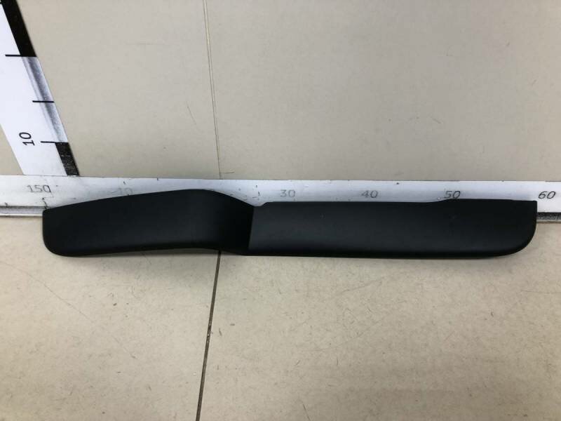 Накладка переднего бампера правая Land Rover Range Rover Sport 2005-2012 кат.номер: AH3217F812