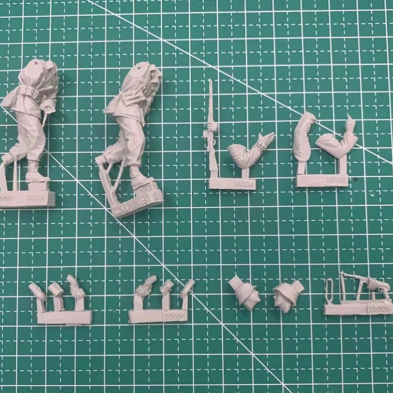 Масштабные модели из смолы 1/35, сборные наборы, военные фигурки GK, военные персонажи, 2 человека, в разобранном виде, без покраски, для самостоятельной сборки, хобби, модели