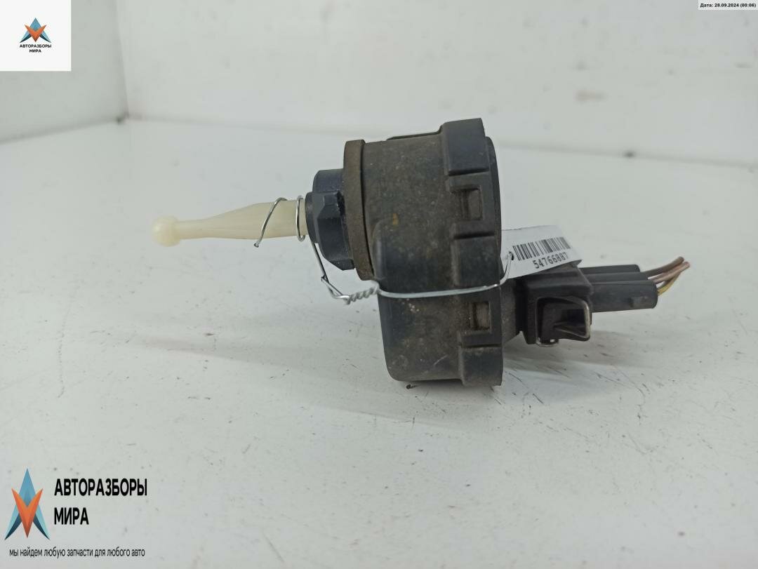 Корректор фар Audi A4 B5 1997 4D0941295