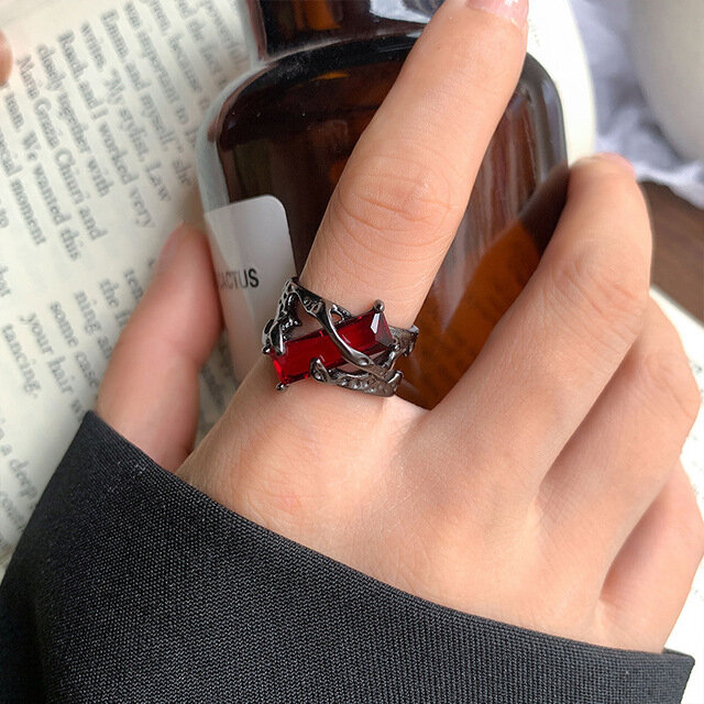 Кольцо-кулон, искусственный камень