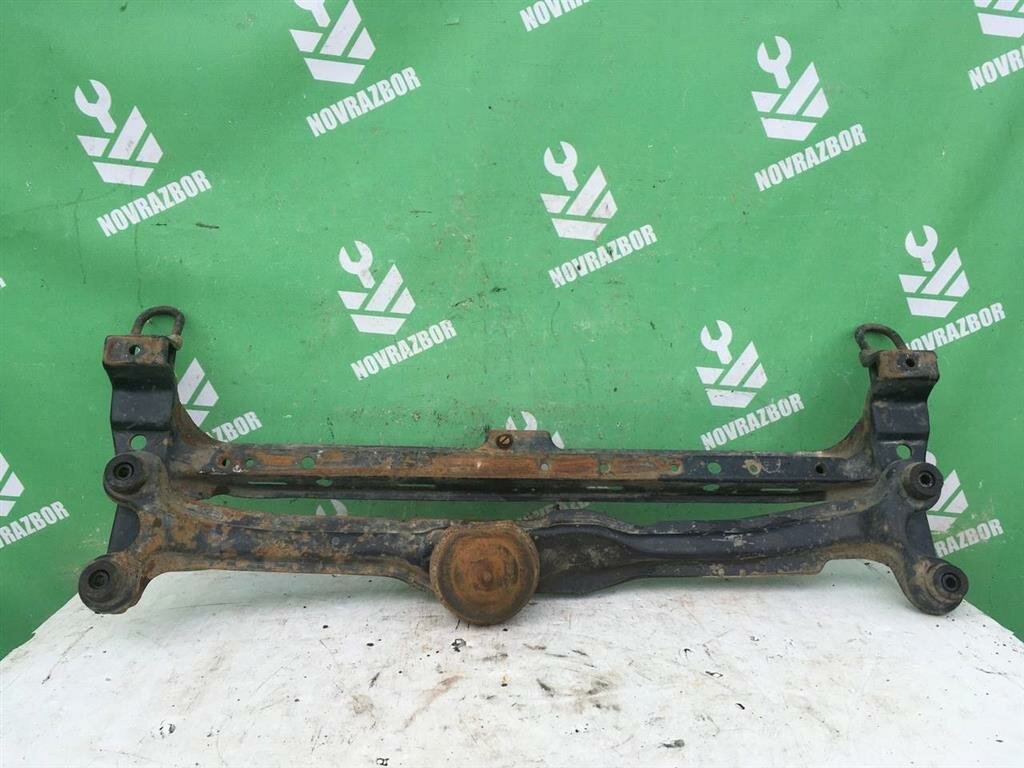Балка передняя поперечная VW Passat B3 1988-1993