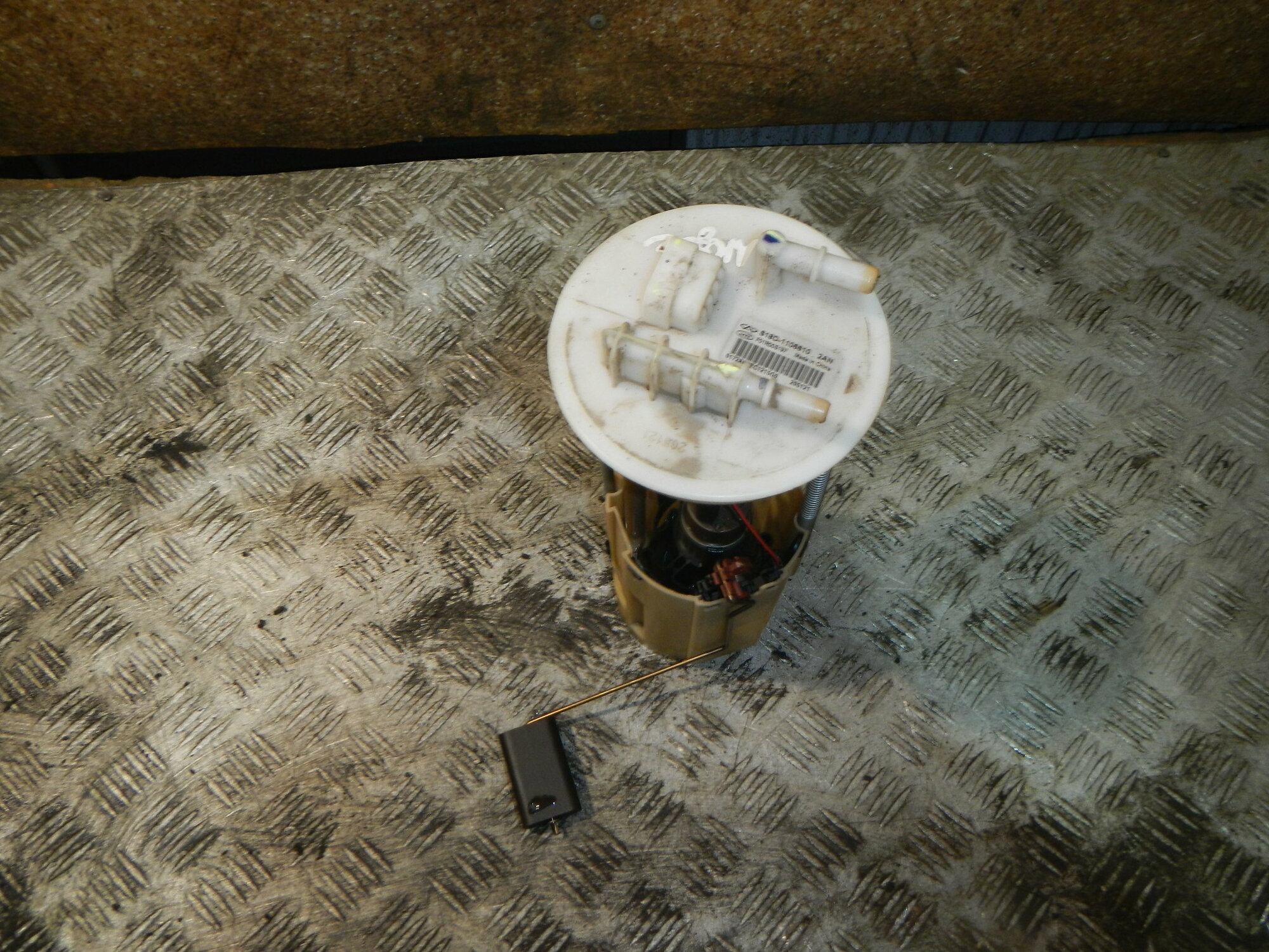 Б/У Насос топливный электрический, Chery (Чери)-INDIS (11-15) Chery INDIS (11-15) Без видимых повреждений. 533942 CHERY ...