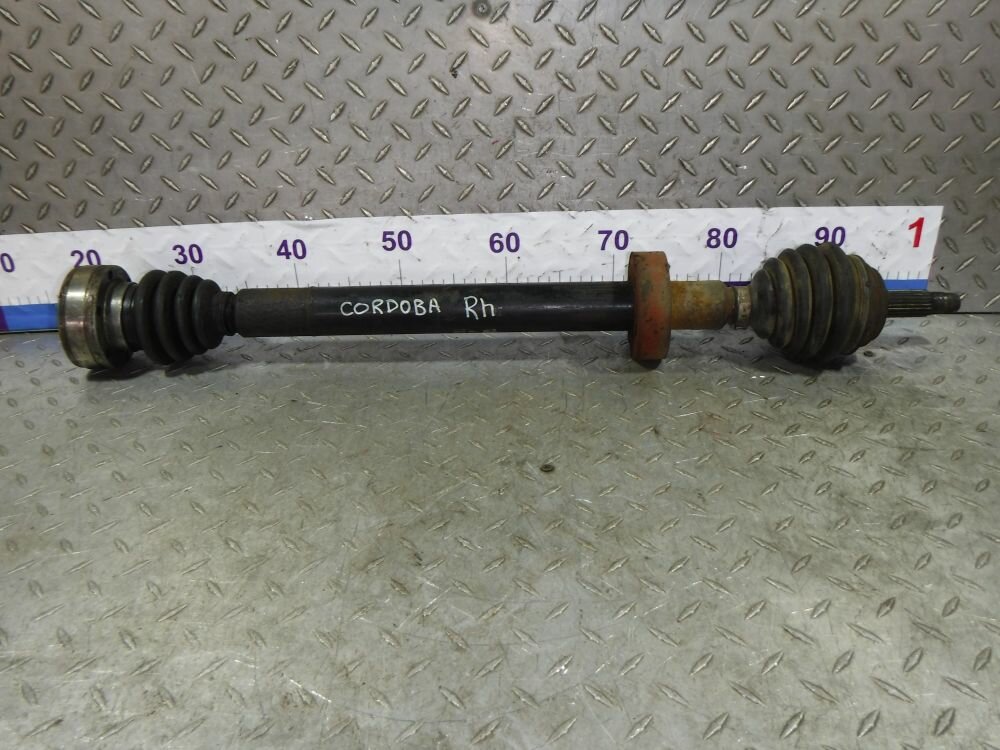 Полуось передняя правая Seat Cordoba