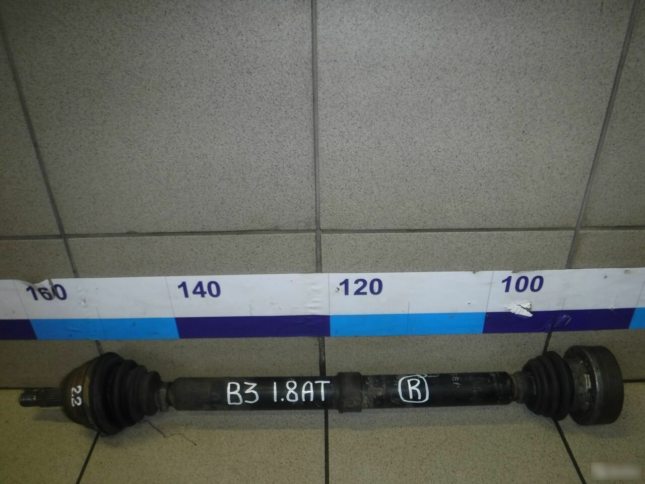 Полуось передняя правая Volkswagen Passat B3 (1988—1993)