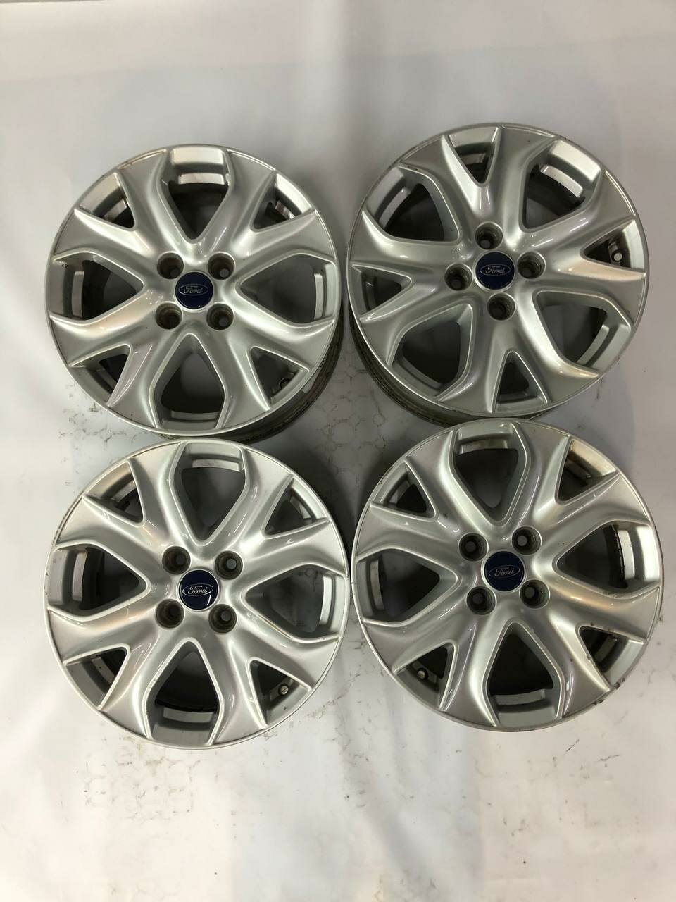 Колесные диски Ford 16x6 PCD 4x108 D63.3 ET37.5 (оригинал)