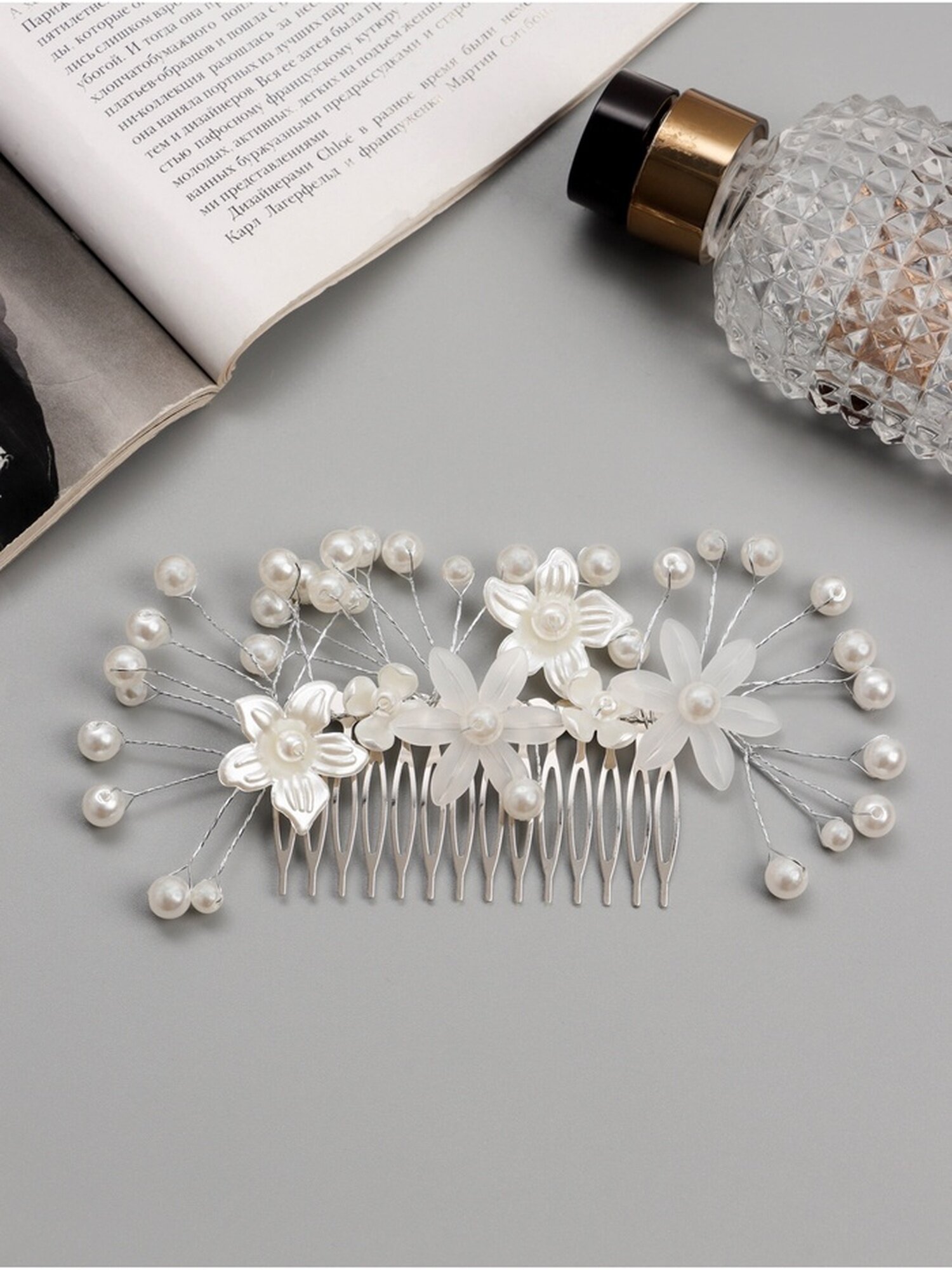 Гребень для волос Queen Fair «Эмилия», металл, пластик, жемчуг, белый, 13 см