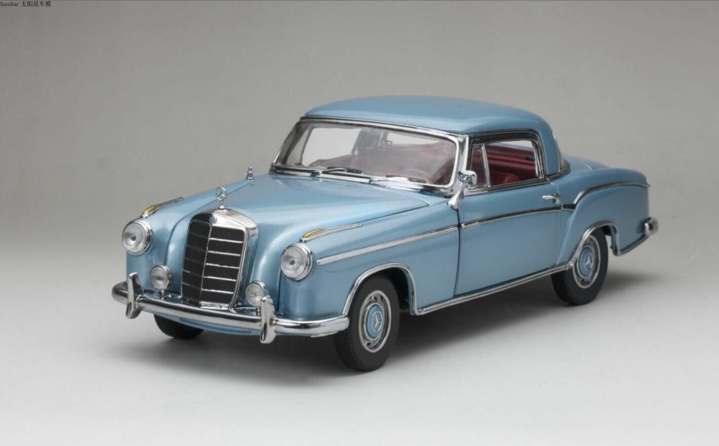 SunSatr 1/18 Sun Star 1958 Mercedes-Benz 220SE Седан Литая модель автомобиля 3591