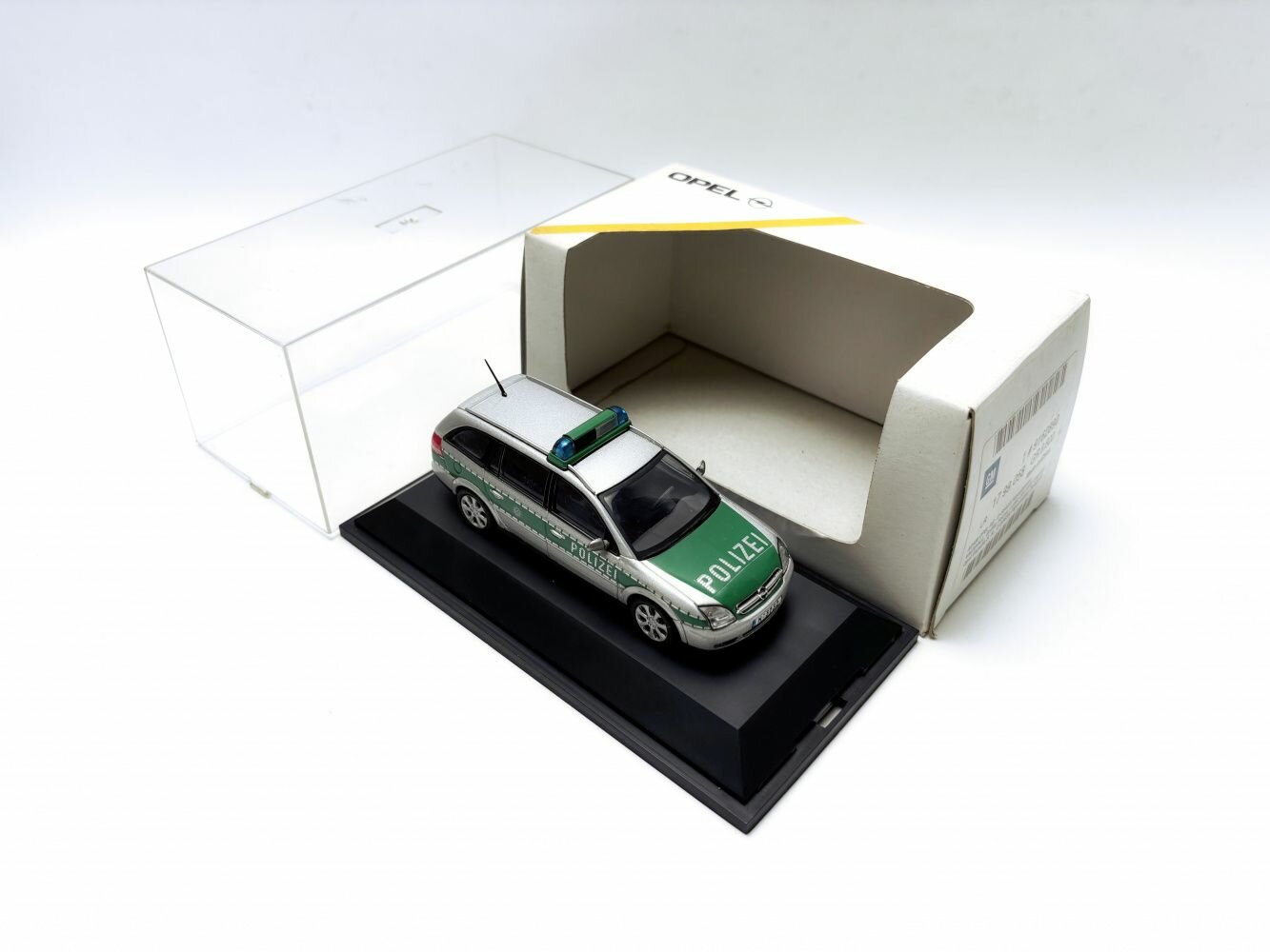 Schuco 1/43 Opel Vectra Caravan Модель полицейской машины из сплава
