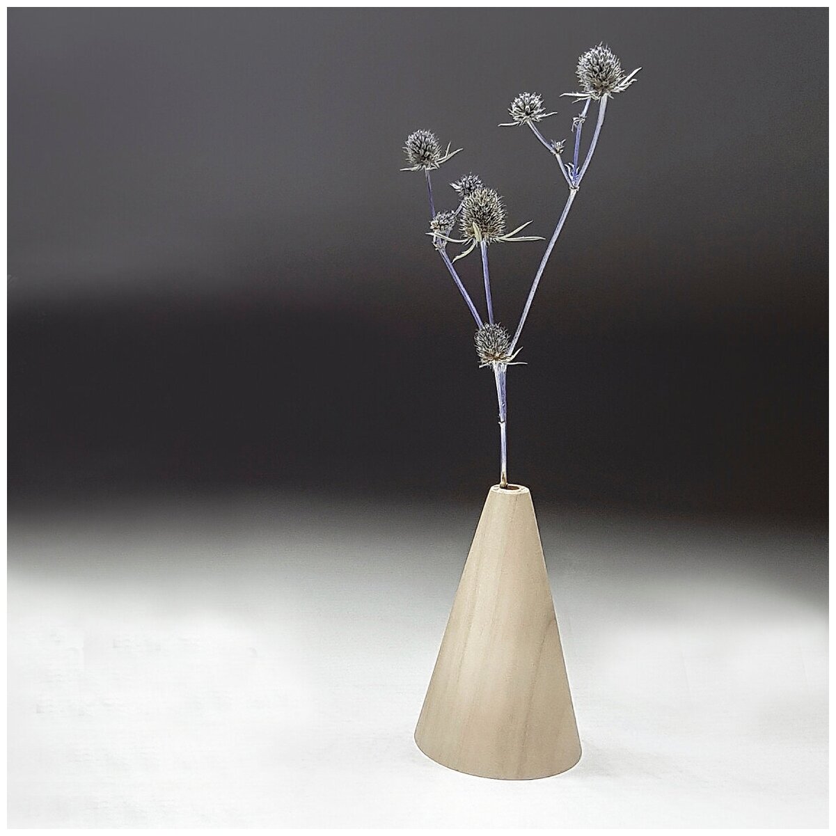 Дизайнерская мини ваза для сухоцветов