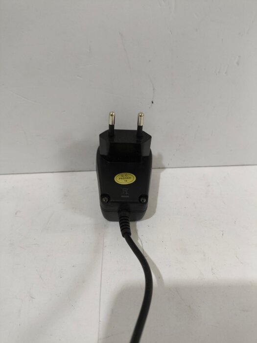 Блок питания внешний Robiton 12V 0.35A импульсный iВ12-350S