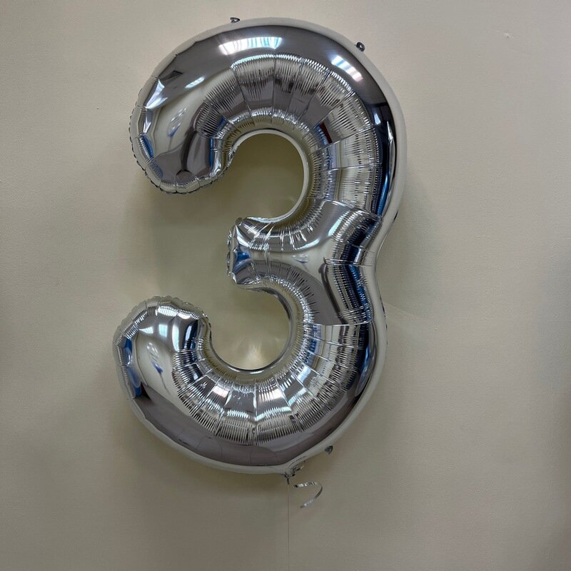 Фольгированный шар цифра три - 3 серебряная, 102 см (40 дюймов) с гелием