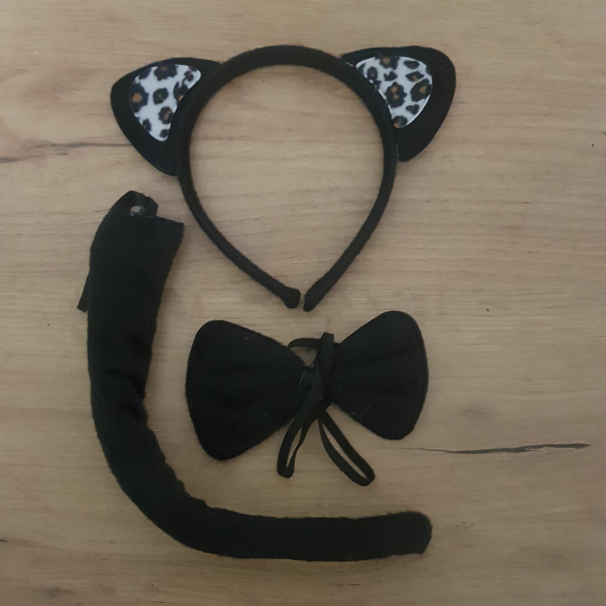 Карнавальный набор "Ободок Уши кошки, бабочка и хвостик" 3448