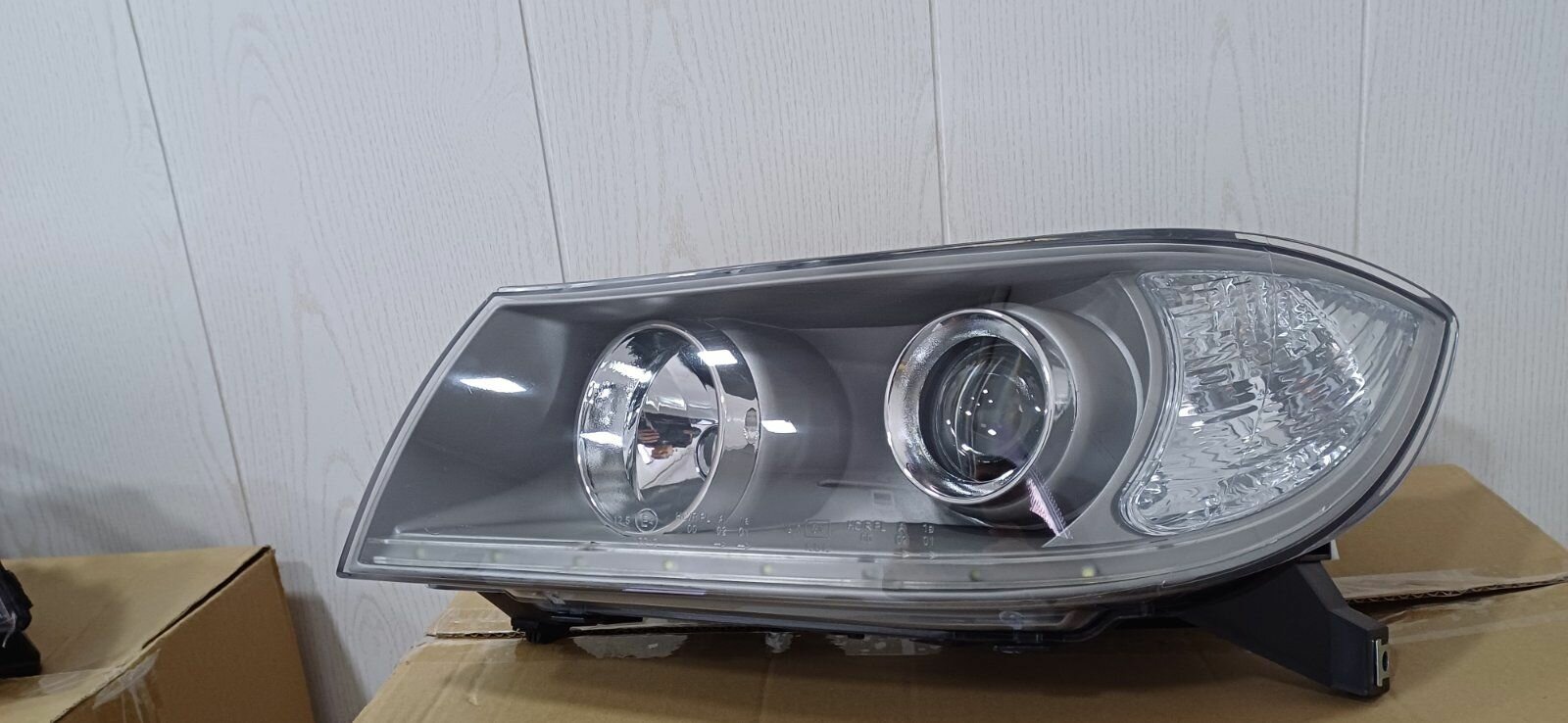 Фара передняя левая лифан солано 620 LIFAN SOLANO 2008-14 c моторчиком электрокорректора