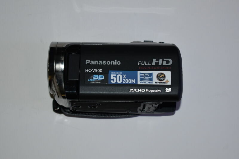 PANASONIC Видеокамера Panasonic HC-V500, Ресейл