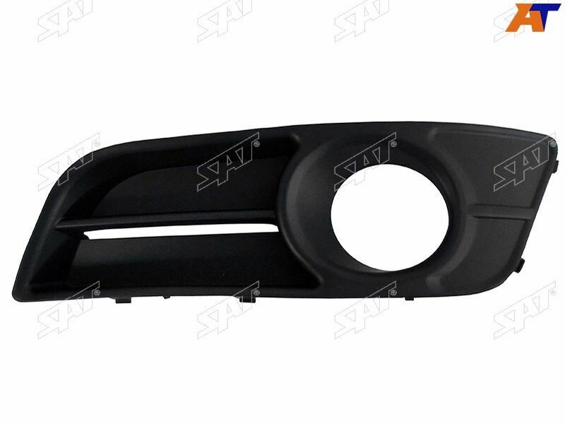 . SAT Оправа ПТФ для TOYOTA RUNX/ALLEX/COROLLA HBK 04-07 левая