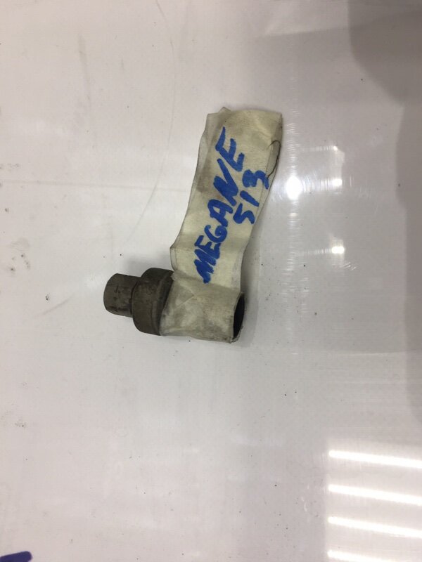 Б/У датчик давления фреона Renault Megane 2003 BM K4M 15091 RENAULT арт. 7701205751