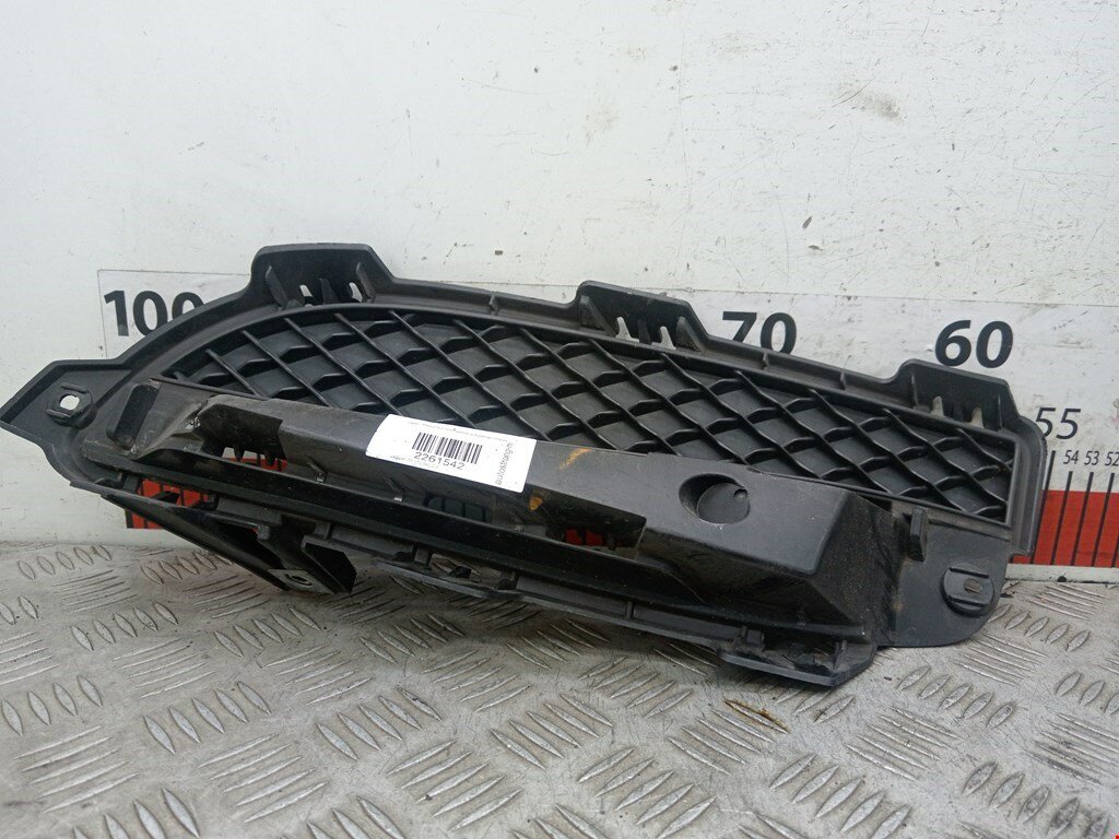 Решетка (заглушка) в бампер левая Jaguar XF (X250) CX2315K233A арт. 2261542