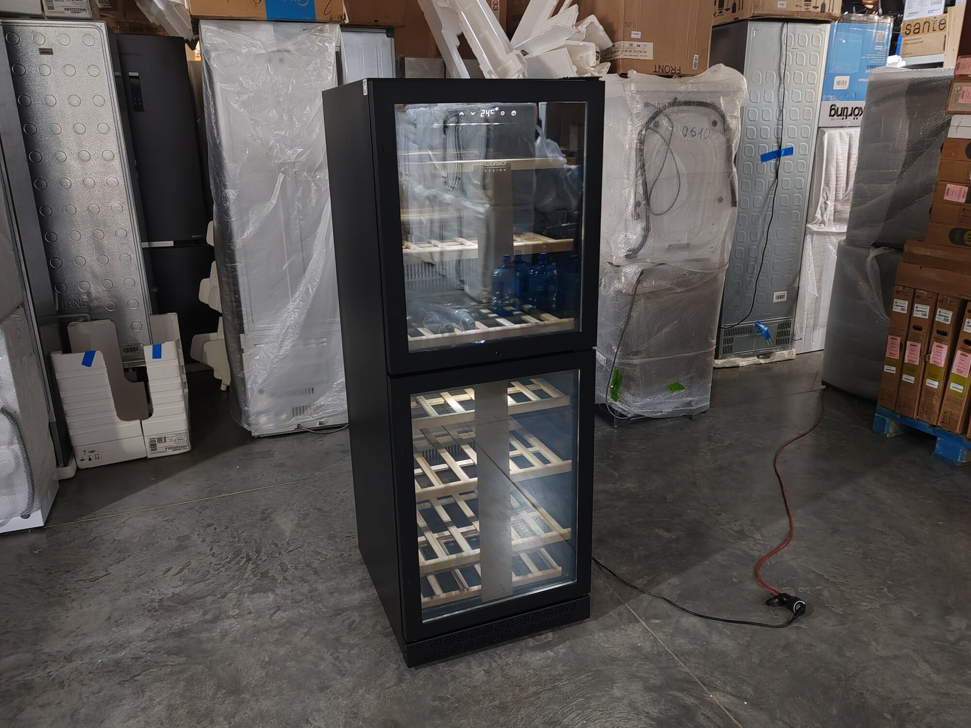 Винный шкаф Caso WineChef Pro 126-2D Black