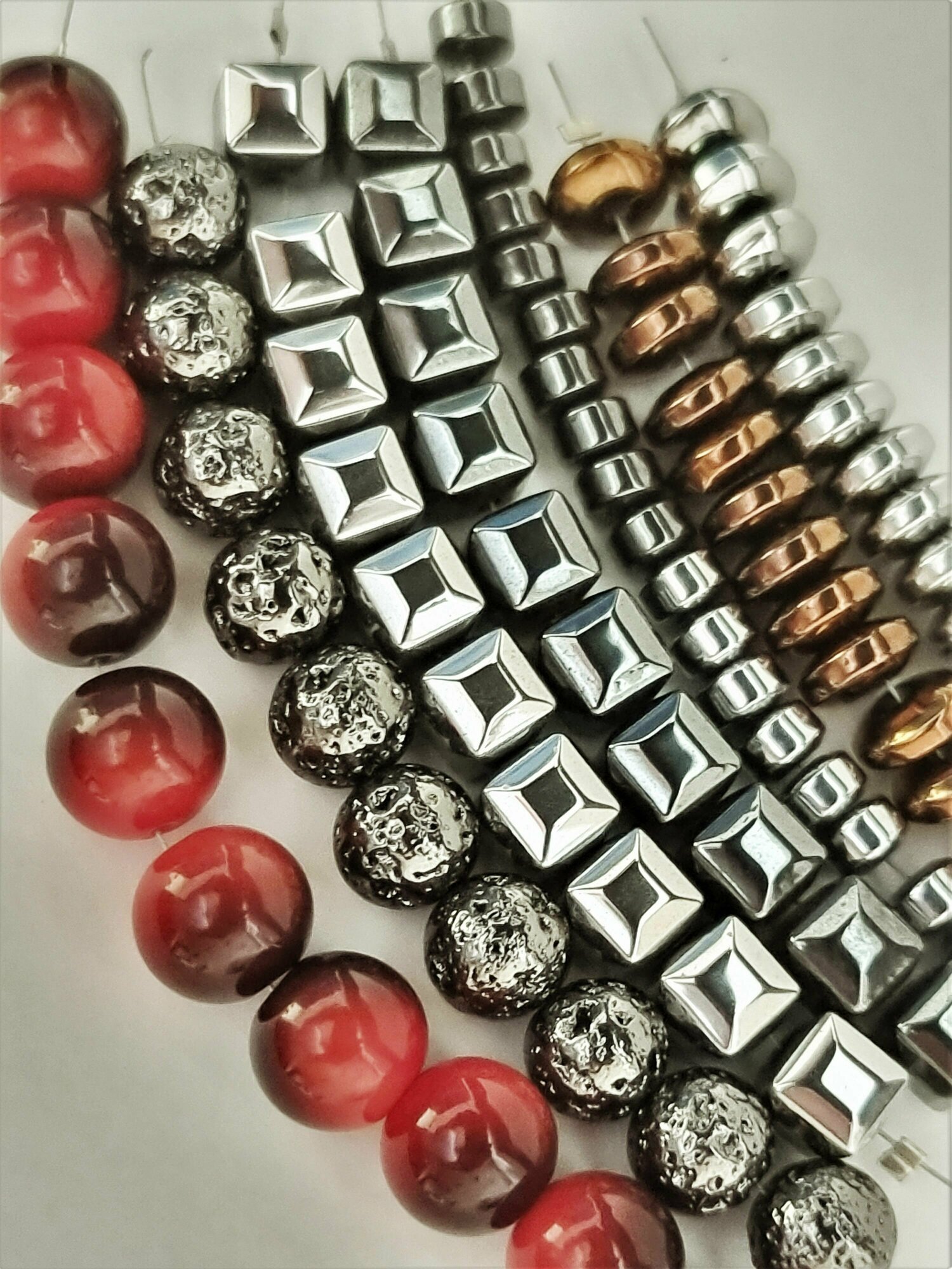 Набор бусин " Гематит, Лава, Керамика". 84шт.