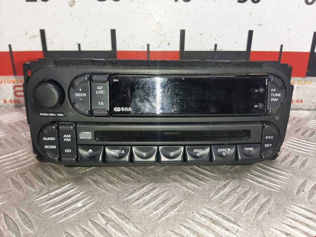 Магнитола Chrysler Grand Voyager 4 05091610AD арт. 880317