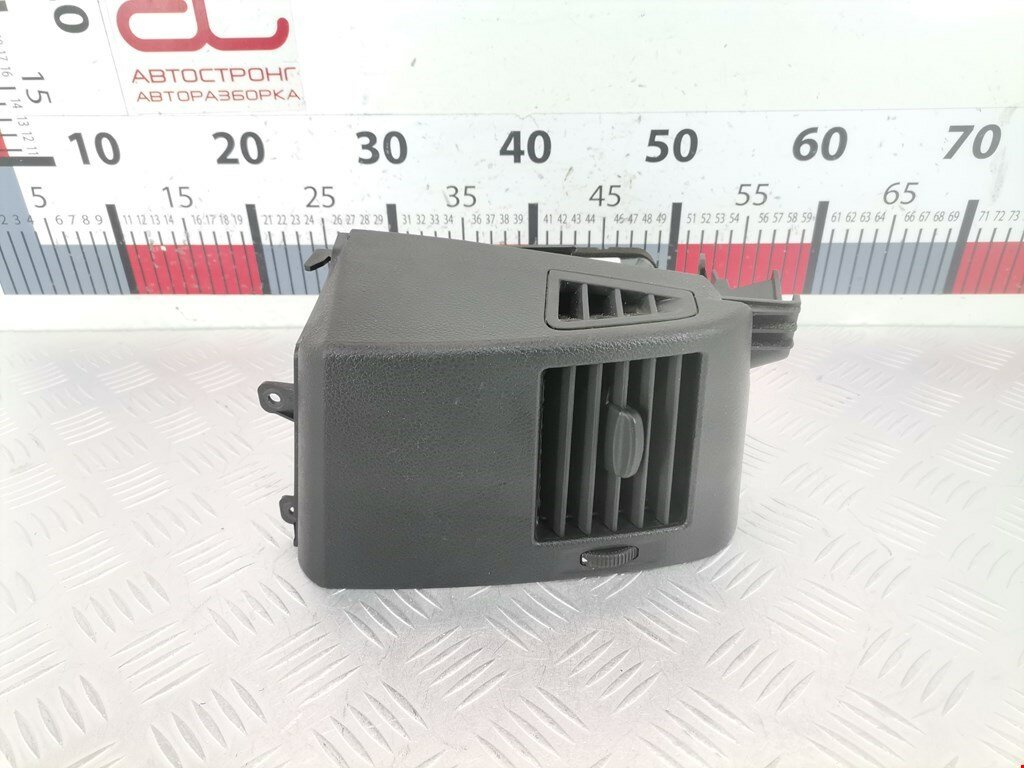 Дефлектор обдува салона Mercedes Sprinter 2 (W906) A9068300654 арт. 1632455