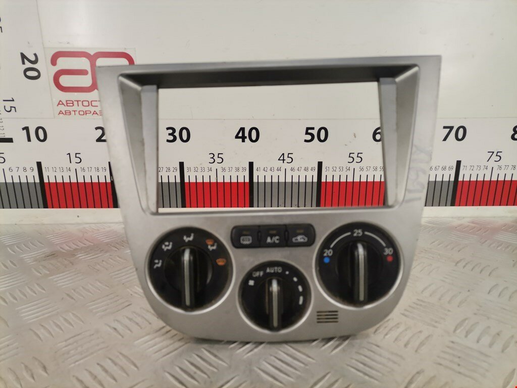 Блок управления печки (климат-контроля) Subaru Impreza 2 (GD/GG) 72311FE051 арт. 1430995
