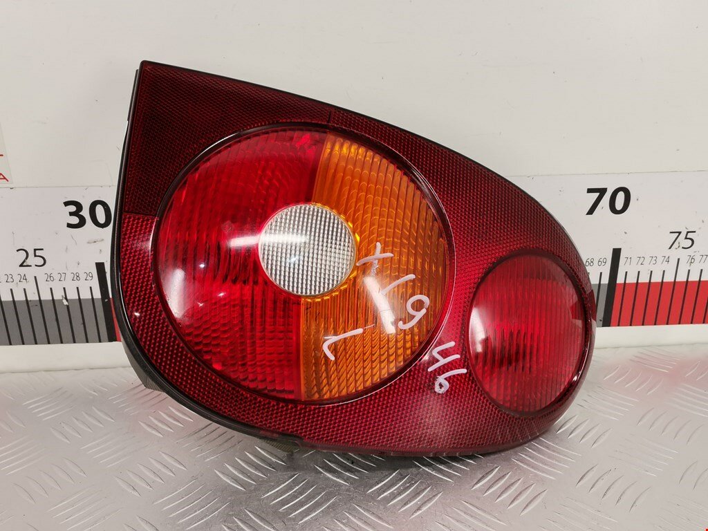 Фонарь задний левый Renault Megane 1 7700428056 арт. 1497880