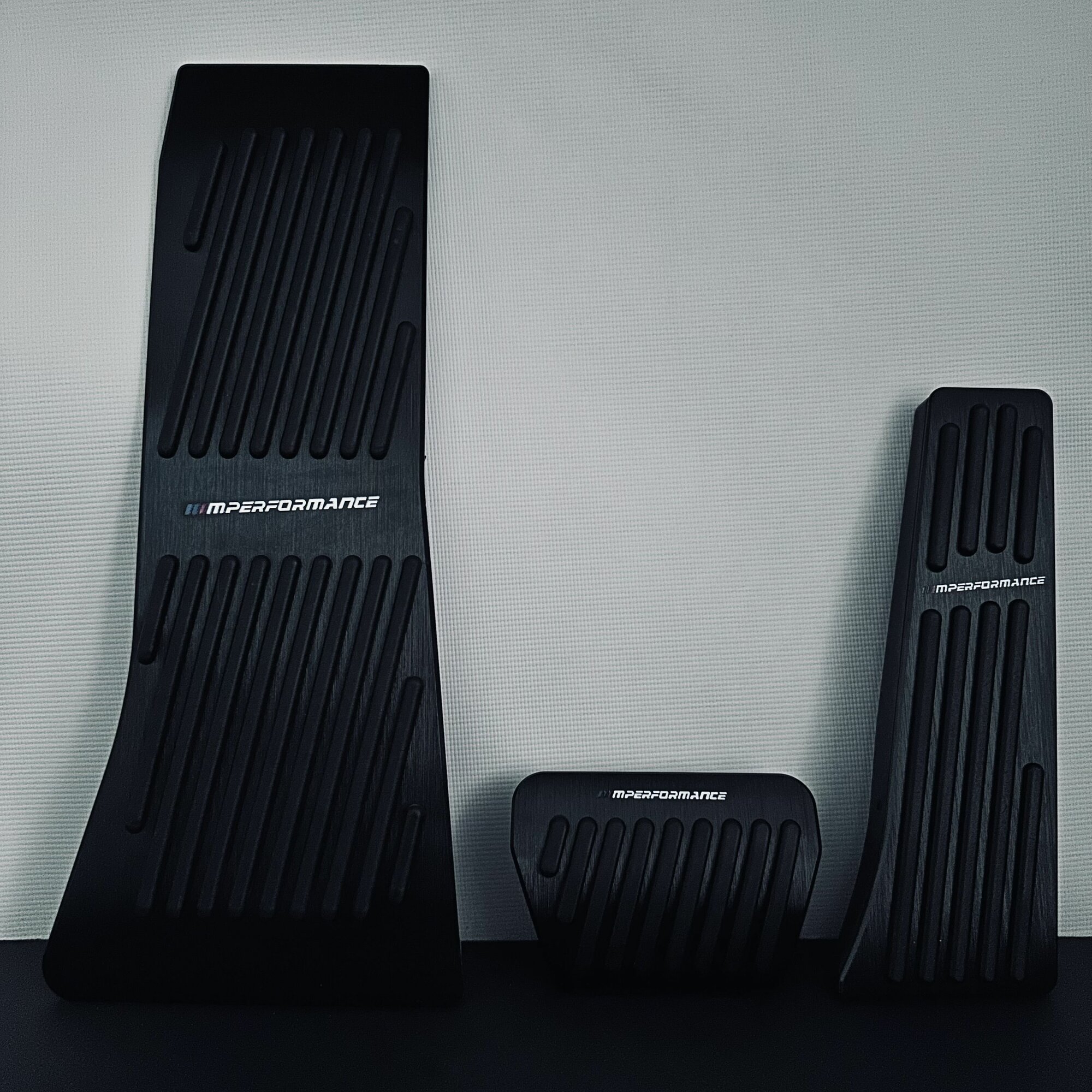 Накладки на педали БМВ Х6 Е71 и Х5 Е70